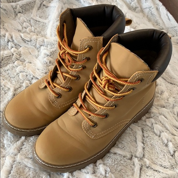 BONGO | Shoes | Timberland Look Alike Combat Boots | Poshmark